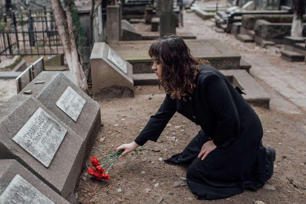 What does dreaming of death mean? - Explore Your Dream Life