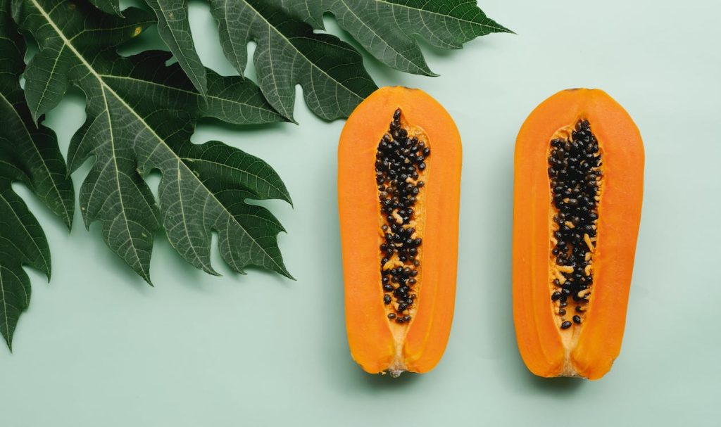 What is the meaning of papaya in your dream? - Explore Your Dream Life